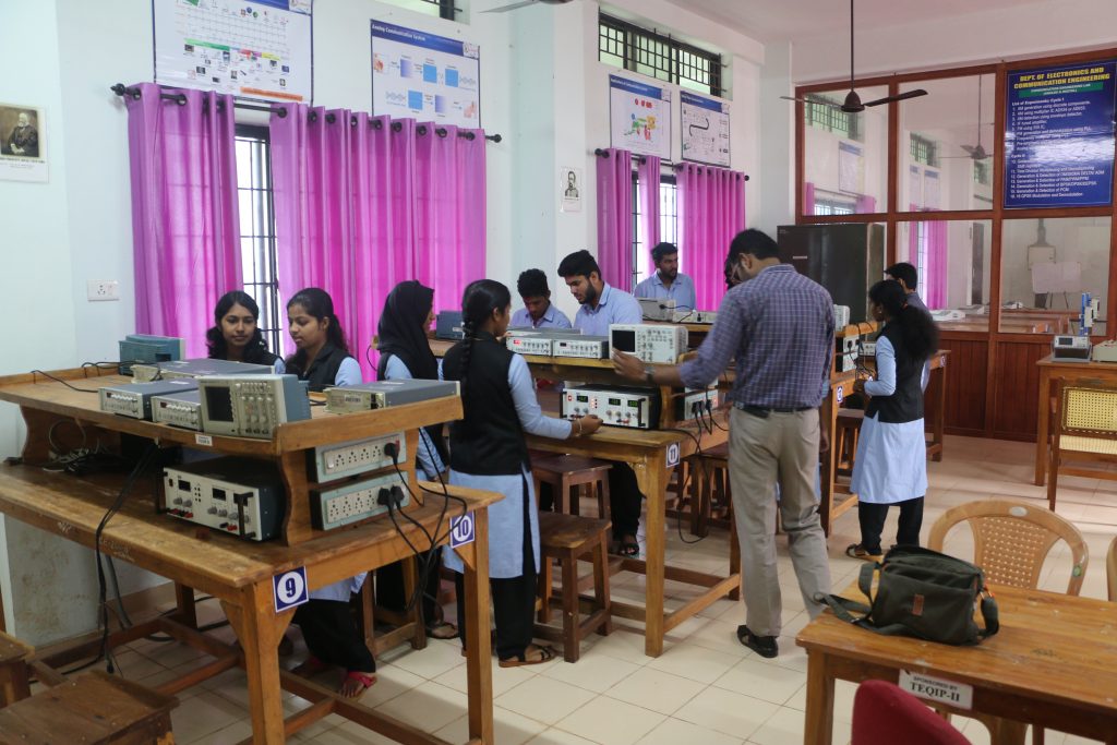 Communication Lab - Government Engineering College Wayanad